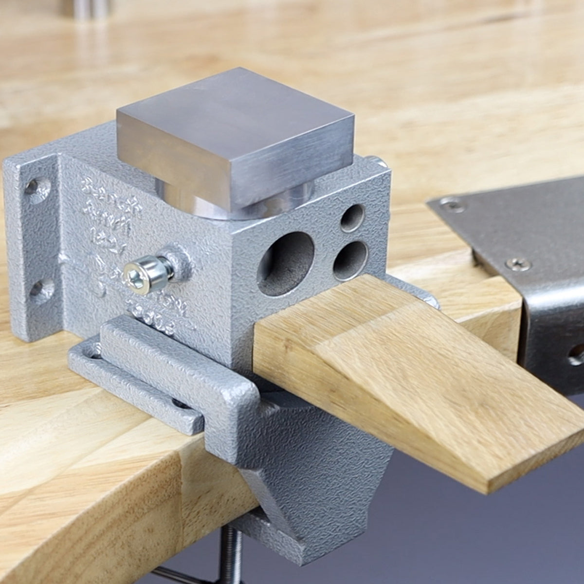Durston 1827 Multi-Forming Anvil Set | Bench Clamp Kit — Otto Frei