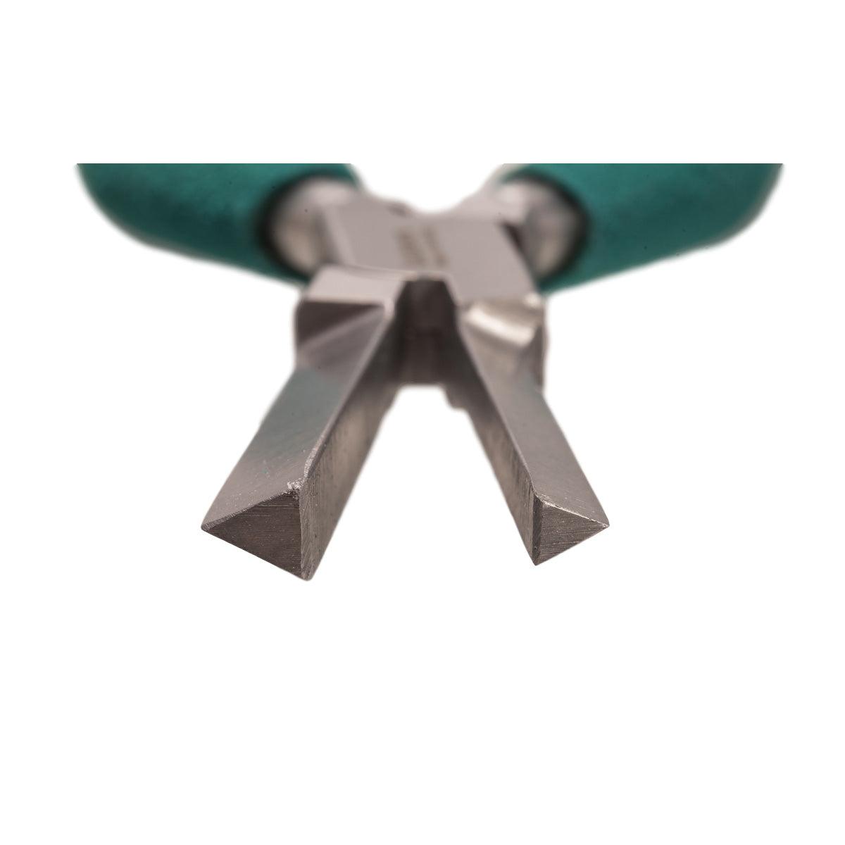 Small Triangle Mandrel Wubbers Pliers | OttoFrei.com — Otto Frei